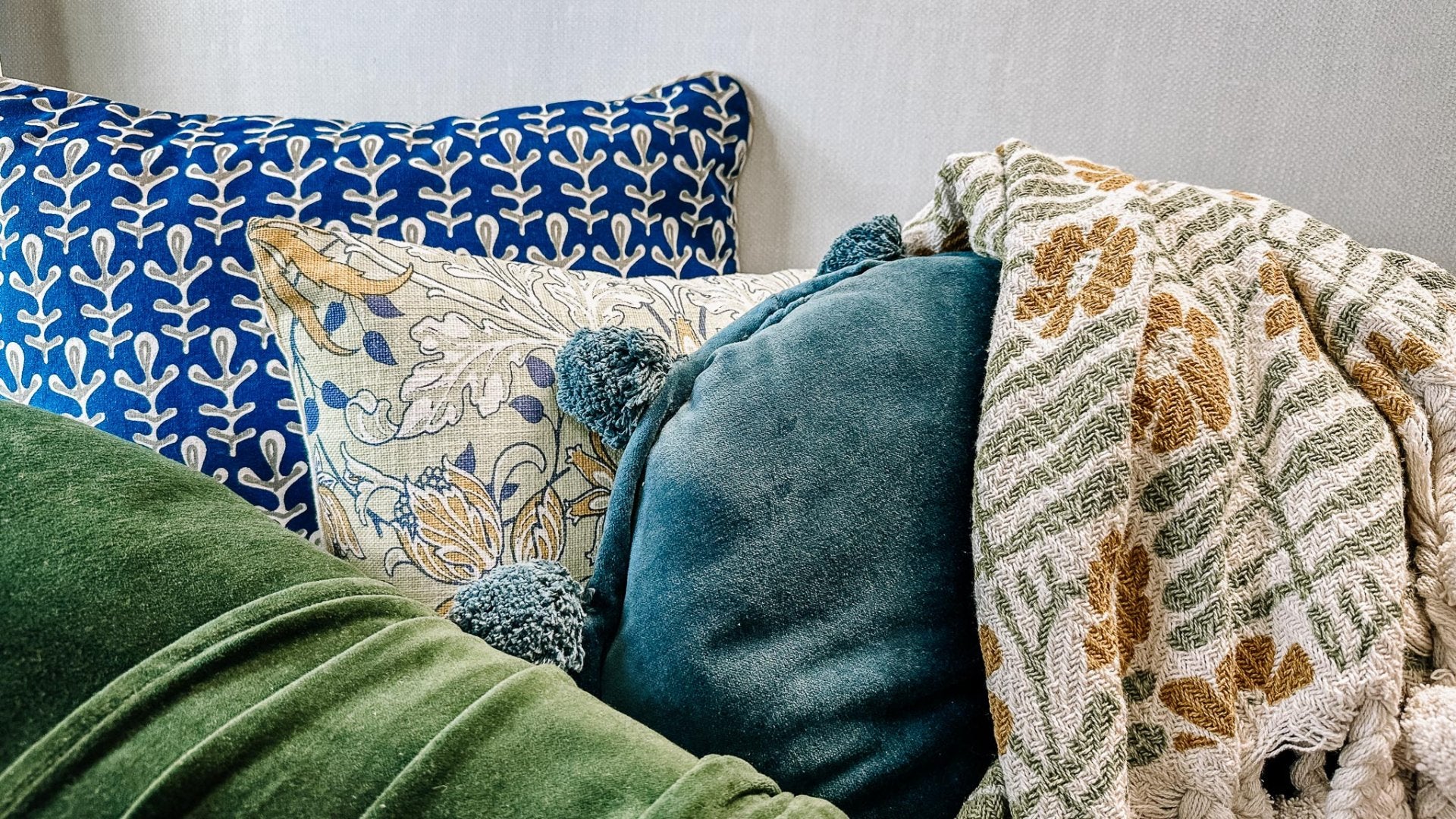 Pillows & Blankets – Kitchen Store & More
