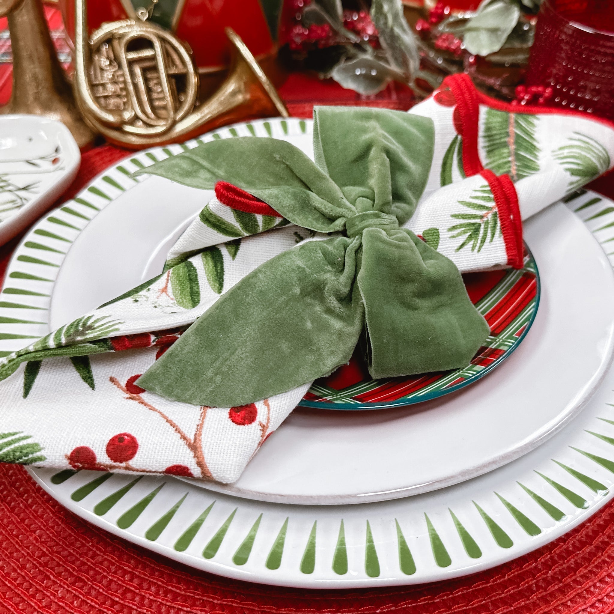 Holiday Linens – Kitchen Store & More