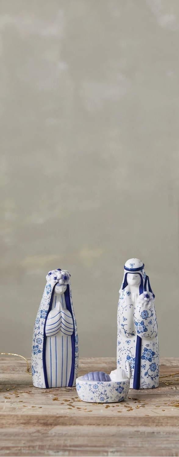 Creative Co-op - Blue & White Floral Nativity Set – Kitchen Store & More